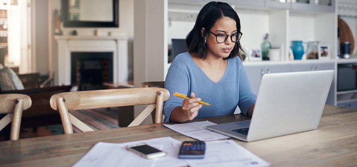 Les formations e-learning pour enrichir votre CV - E-job.com